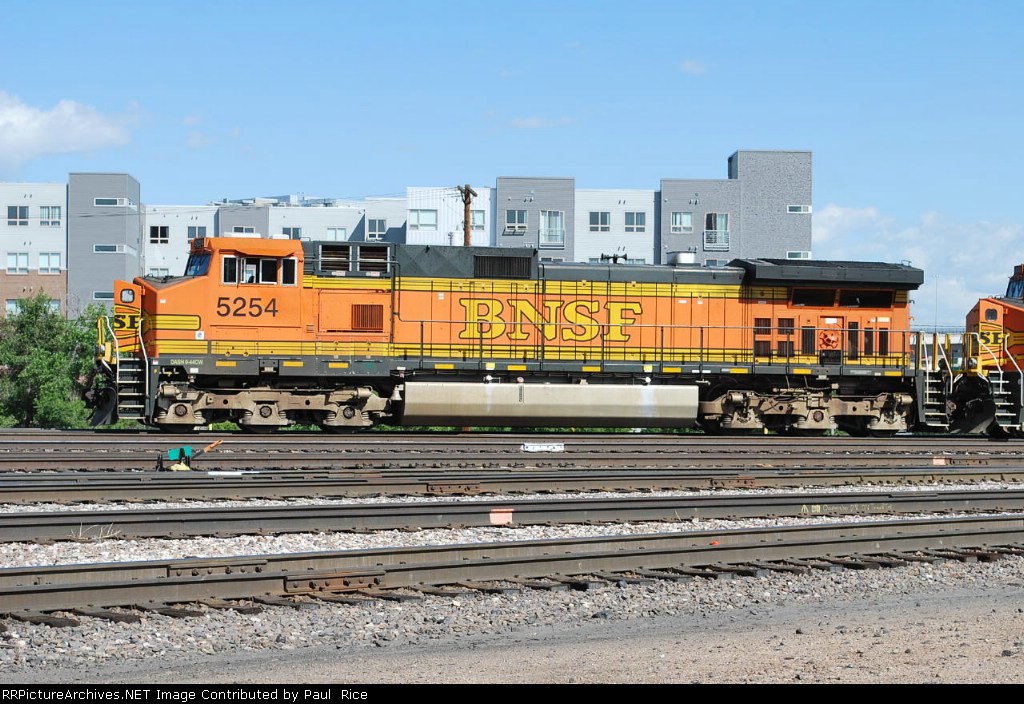 BNSF 5254